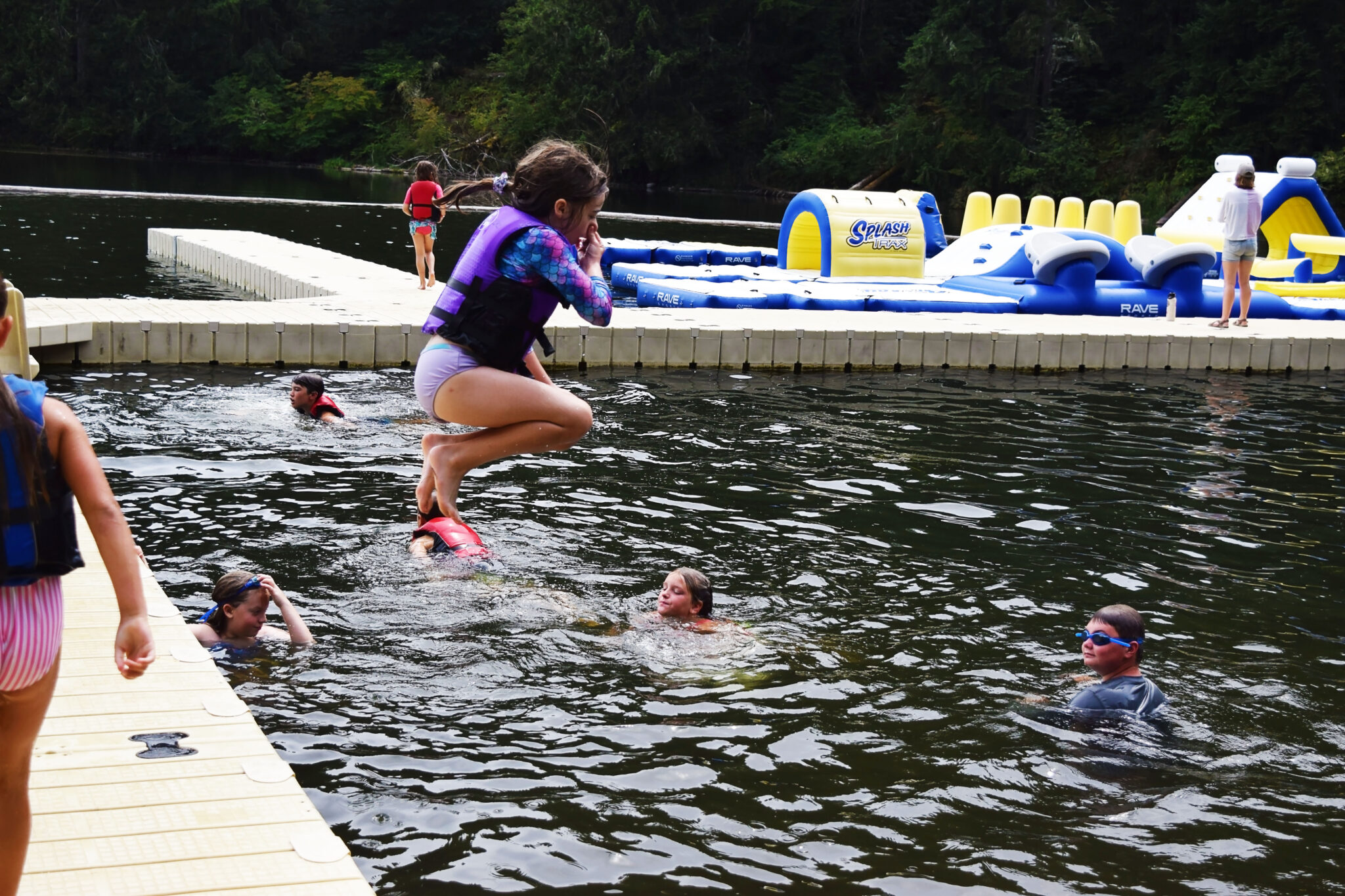 Waterfront - Cascades Camp and Conference Center
